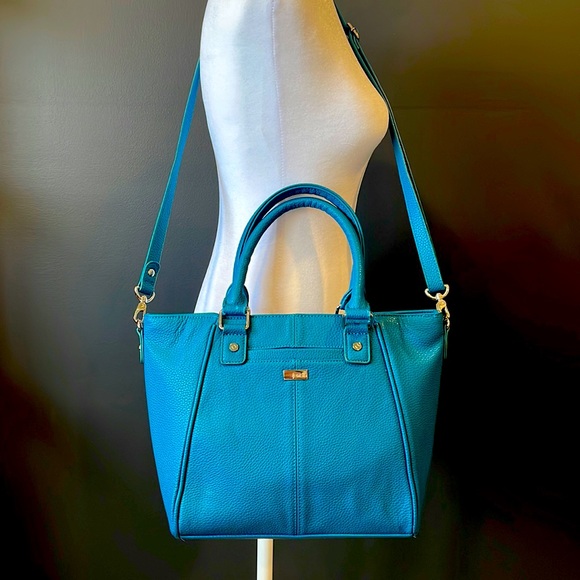 thirty-one | Bags | Womens Thirtyone 3 Jewell Paris Teal Pebbled ...